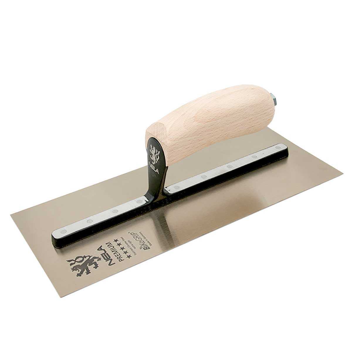 Nela 11" x 4.75" Wood Hdl Chrome SS Curved Smoothing Trowel