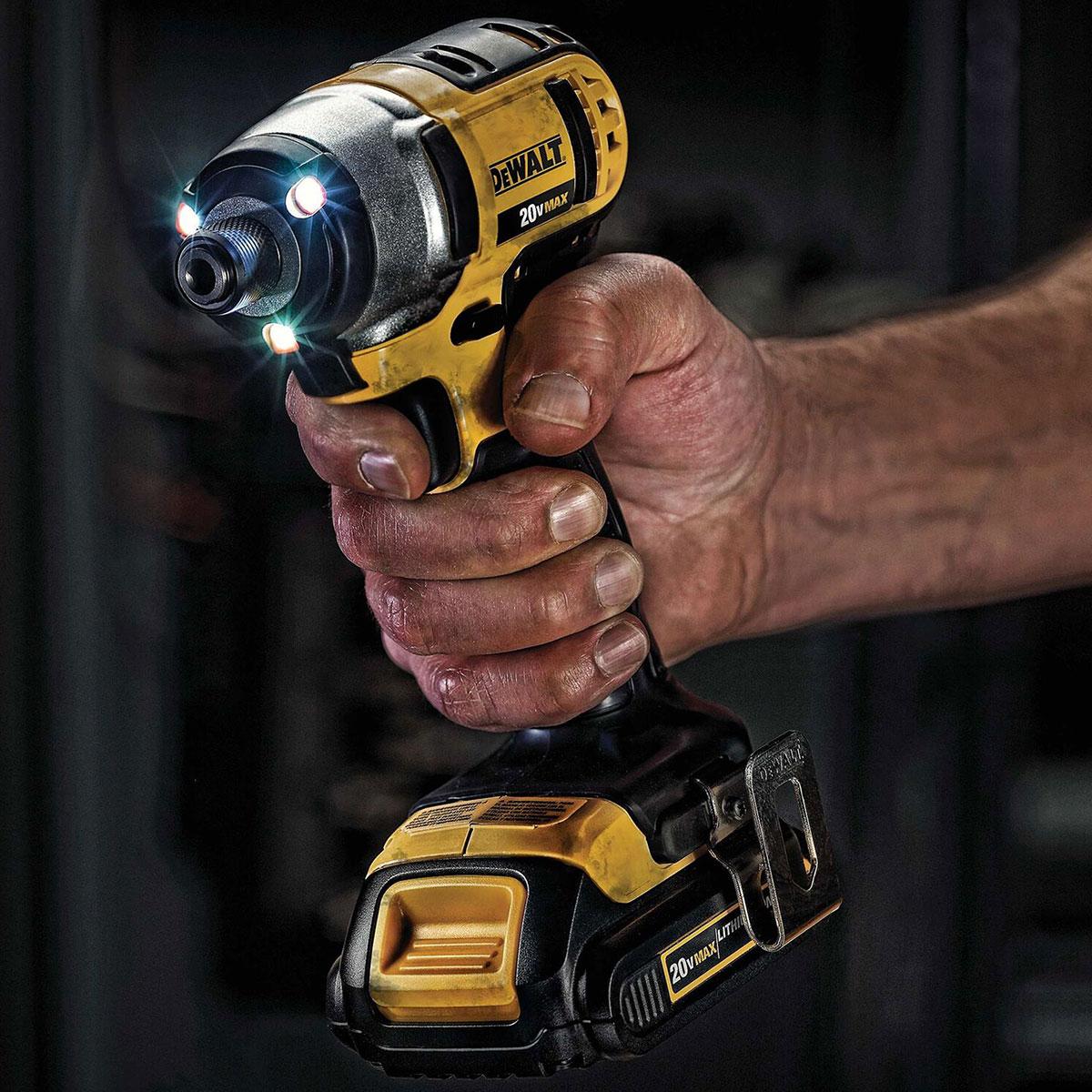 DeWalt 20V MAX Lithium Ion 1/4" Impact Driver Kit DCF885C2