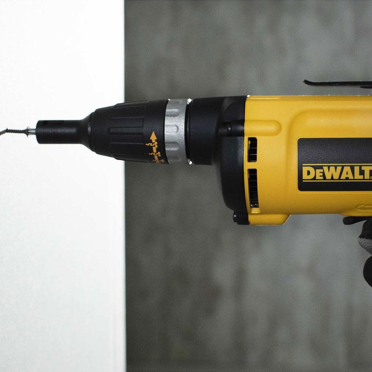 DeWalt High Speed VSR Drywall Screw Gun DW255